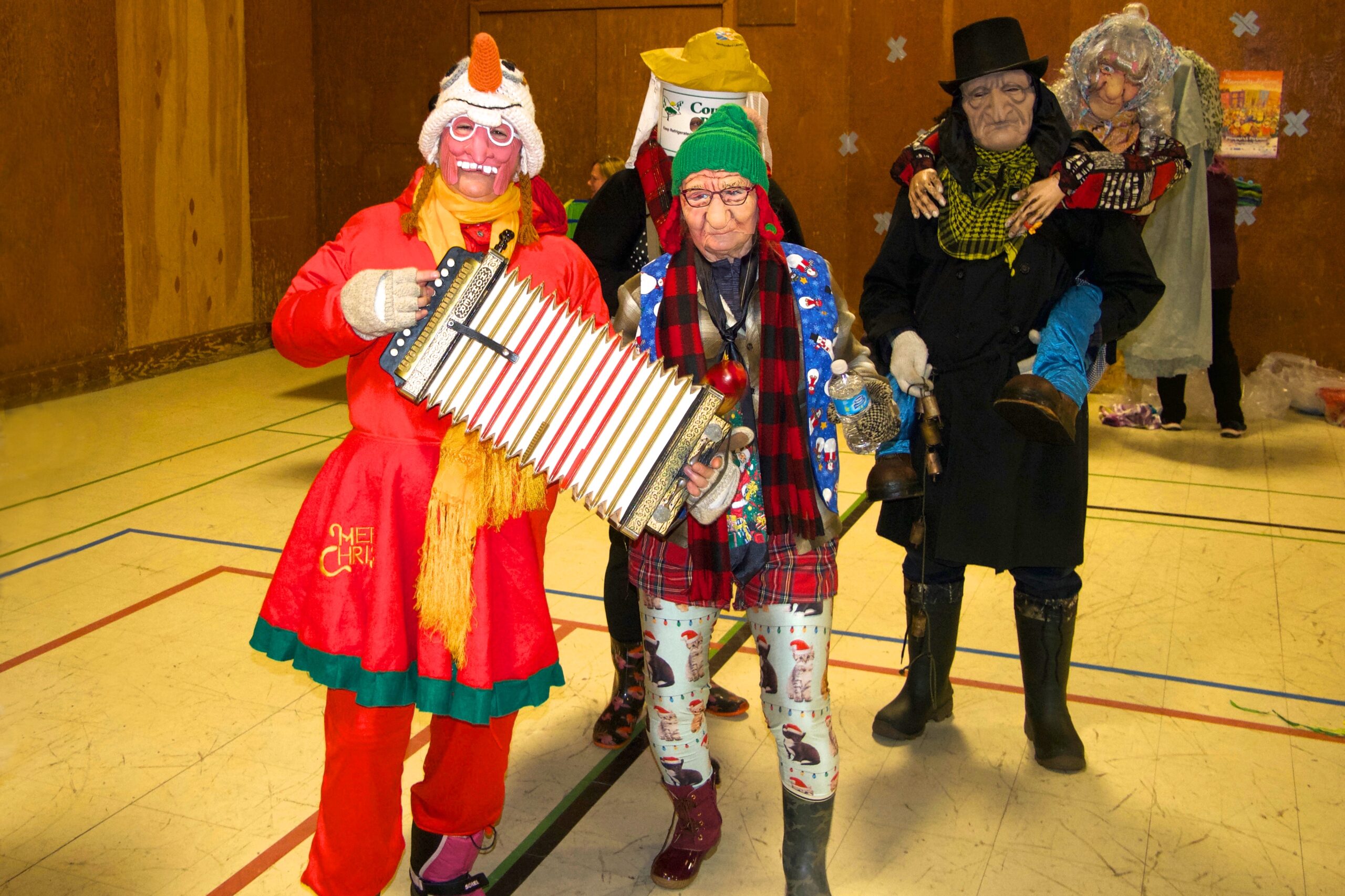 Newfoundland Mummers ! - Downhome Magazine