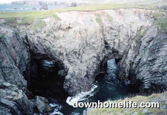 The Caves - Downhome Magazine