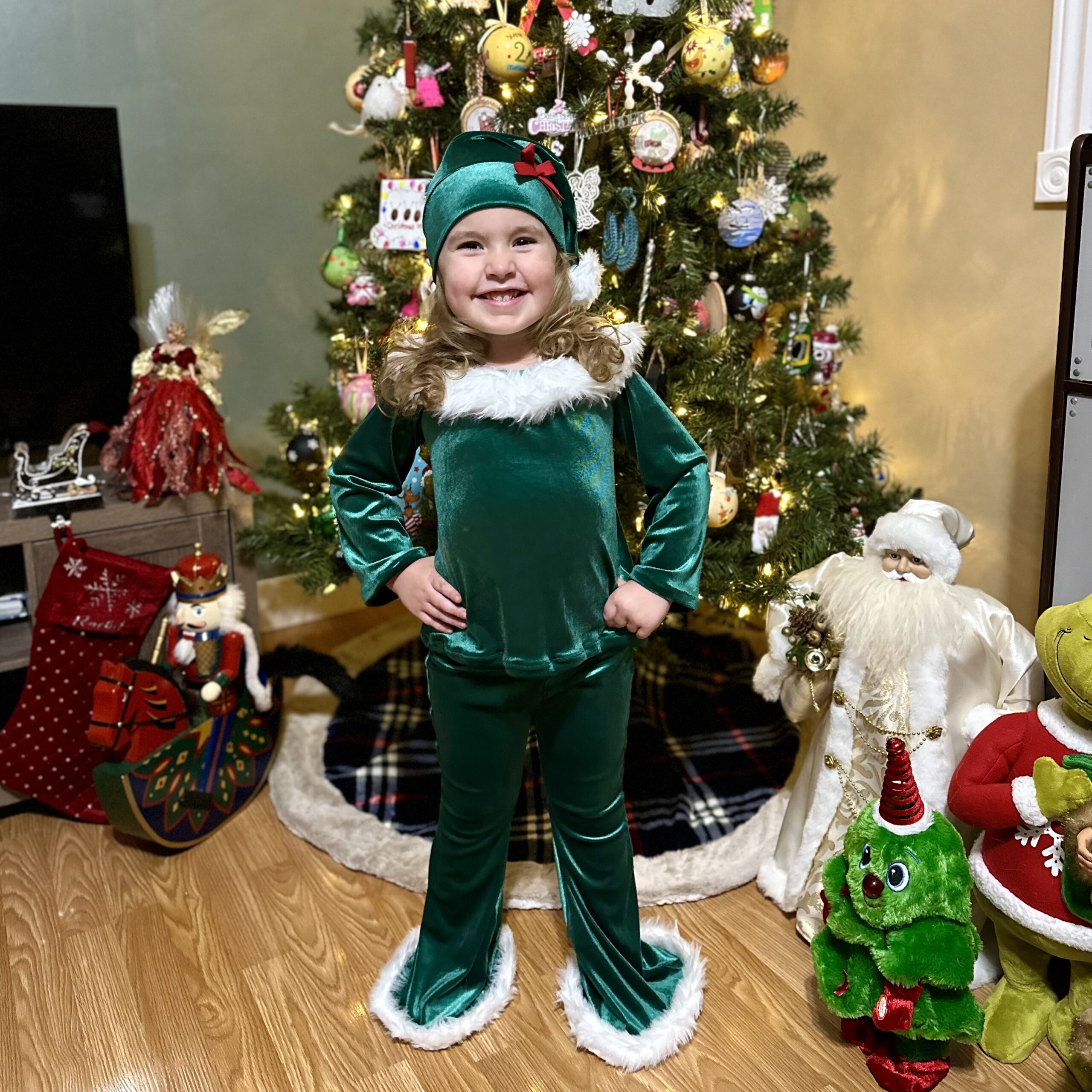 Santaâ€™s Elf - Downhome Magazine